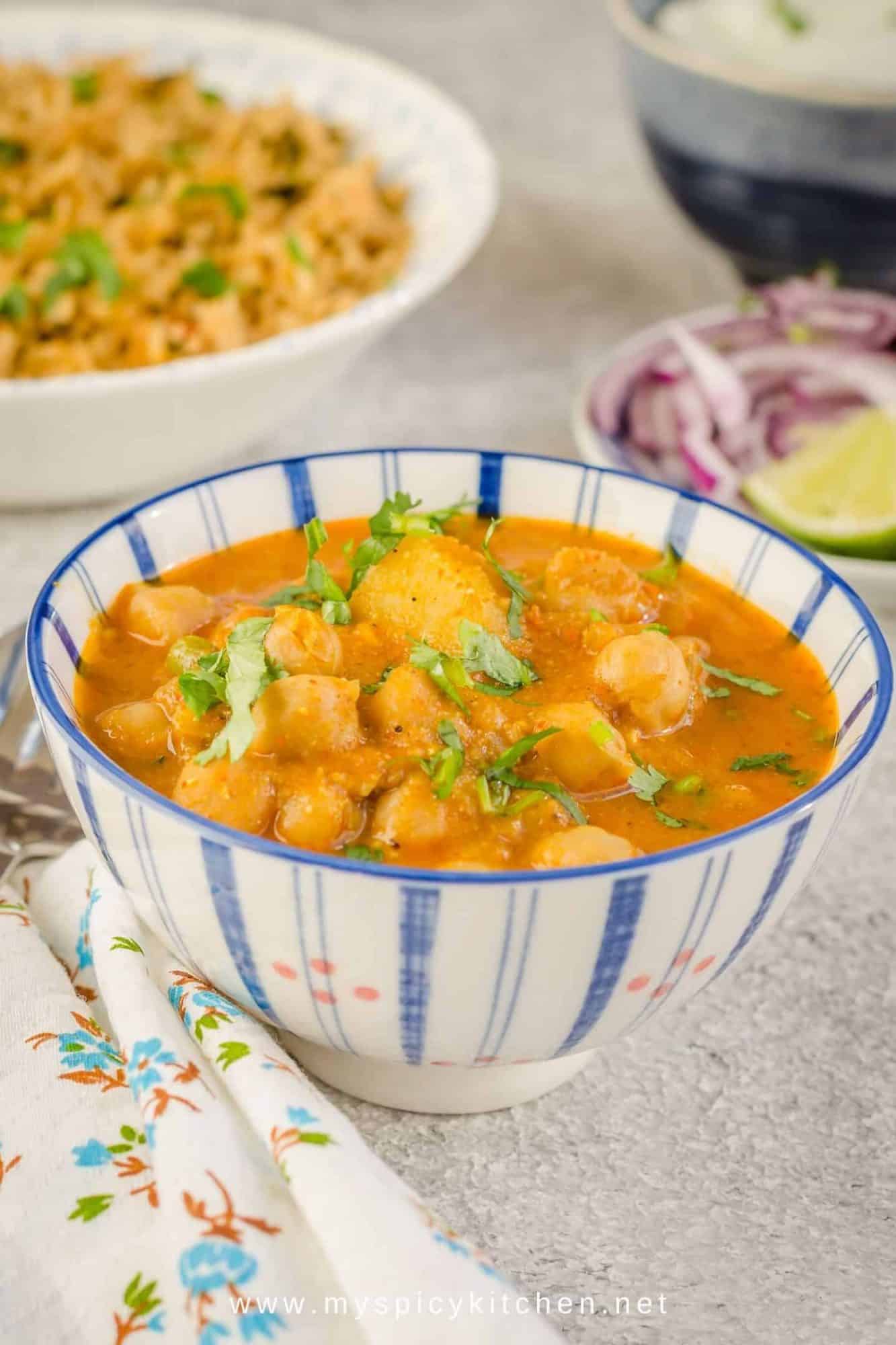 Chana Masala Recipe, South Indian Style - MySpicyKitchen